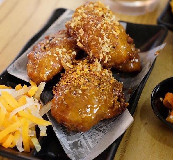 NamNam Noodle Bar's Photo - Vietnamese in City Hall Singapore ...