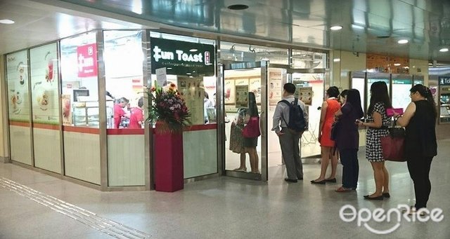 Fun Toast's Photo - Singaporean Café Brunch in Raffles Place Singapore ...