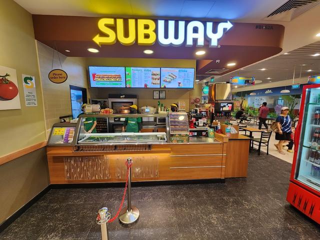 Subway - Western Variety Burgers and Sandwiches Restaurant Kids ...