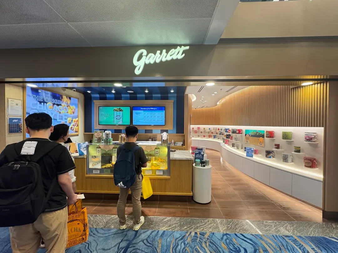 Garrett Popcorn Shops® - Western Variety Sweets/Snack Kids-Friendly in ...