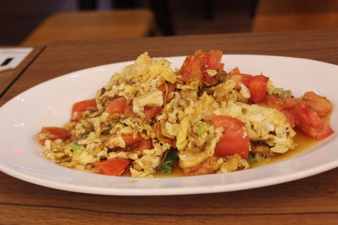 Tomato Fried Egg - Jiu Mao Jiu Hotpot's photo in Dhoby Ghaut Singapore ...