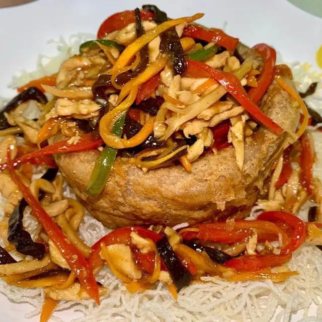 Queen Of Wok Fish Head Steamboat Restaurant – SingaporeBalestier的 ...